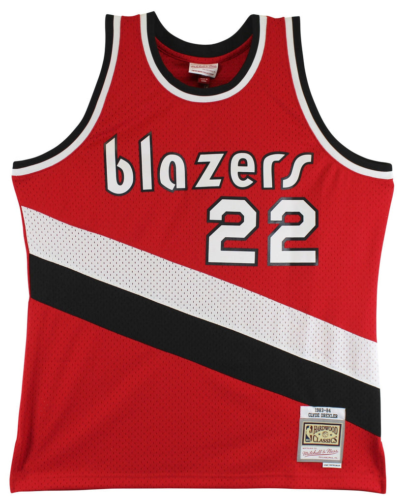 Blazers Clyde Drexler "HOF 04" Signed Red Mitchell & Ness Jersey BAS W ...