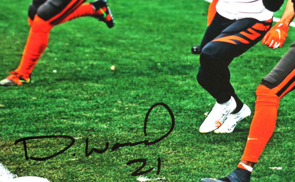Denzel Ward Autographed Cleveland Browns 8x10 Scoring TD Photo - JSA W ...