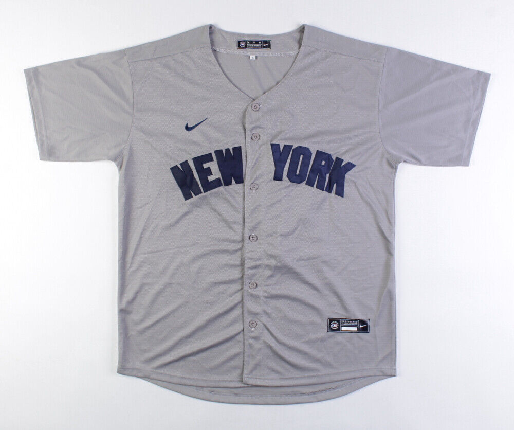 Aaron Boone Signed New York Yankees Nike Style Jersey (JSA COA) N.Y. M ...