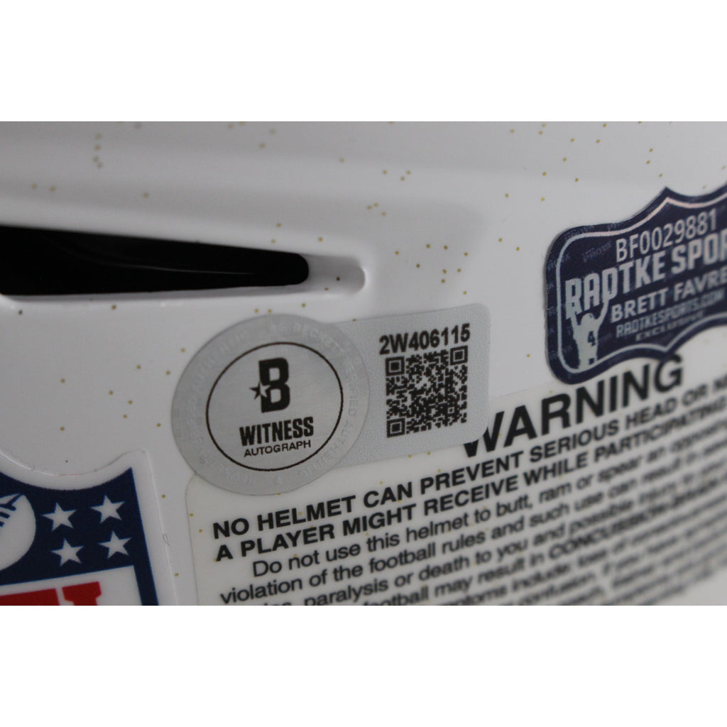 Brett Favre Autographed Green Bay Packers Alt 24 SpeedFlex Helmet Beck ...