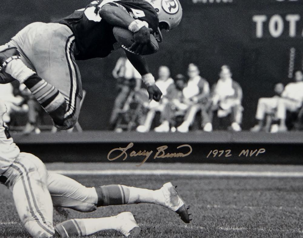 Larry Brown Autographed Redskins 16x20 Scoreboard Photo With MVP- JSA ...