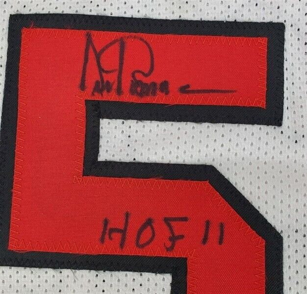 Artis Gilmore Signed Chicago Bull Jersey "HOF 11" (JSA COA) 6xAll Star ...