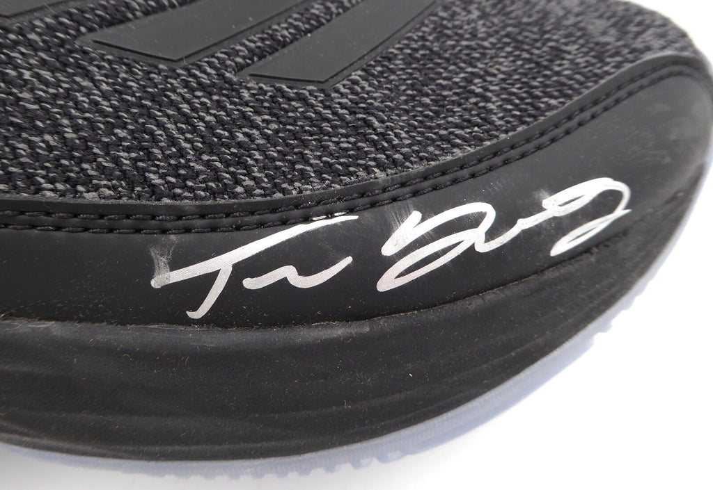 Trae Young Autographed Adidas Shoes Hawks 12.5 (Smudged) Beckett BL934 ...