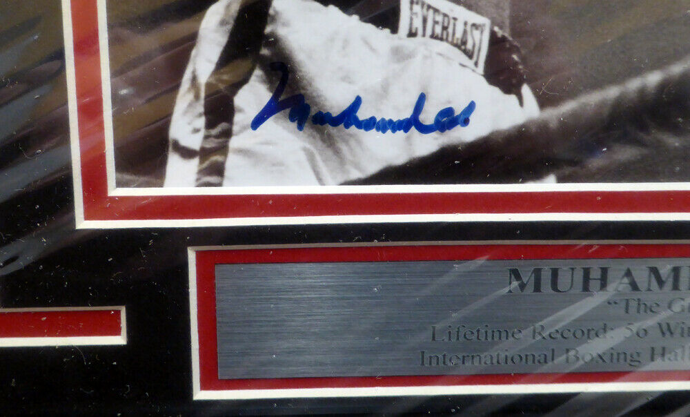 Muhammad Ali Authentic Autographed Signed Framed 8x10 Photo PSA/DNA CO ...