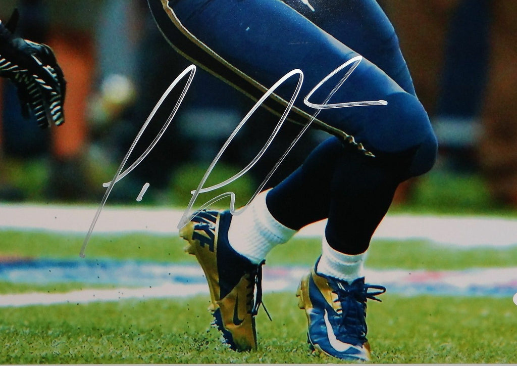 Tavon Austin Autographed Rams 16x20 Vertical Running Photo- JSA Authen ...