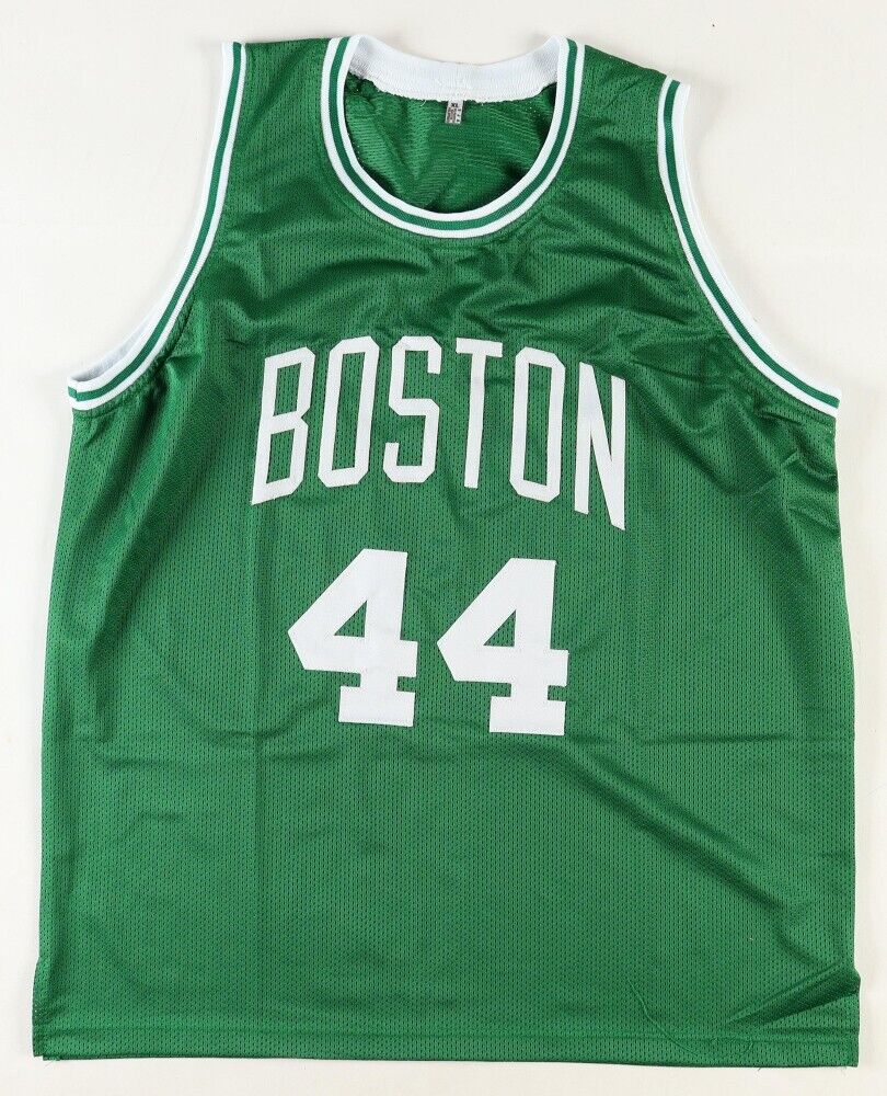 Brian Scalabrine Signed Boston Celtics Jersey (Beckett QR Code Card) W ...