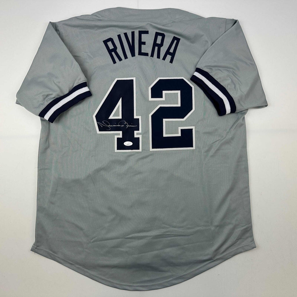 Autographed/Signed Mariano Rivera New York Grey Baseball Jersey JSA CO ...