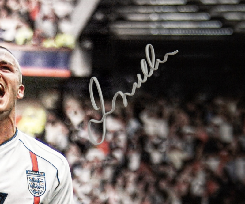 David Beckham Autographed England National Team 16 x 20 Photo Panini L ...