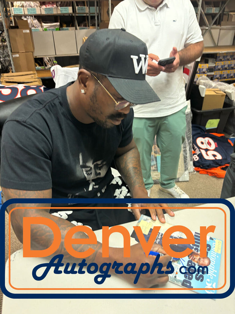 Von Miller Autographed Denver Broncos Sports Illustrated Magazine Beck ...