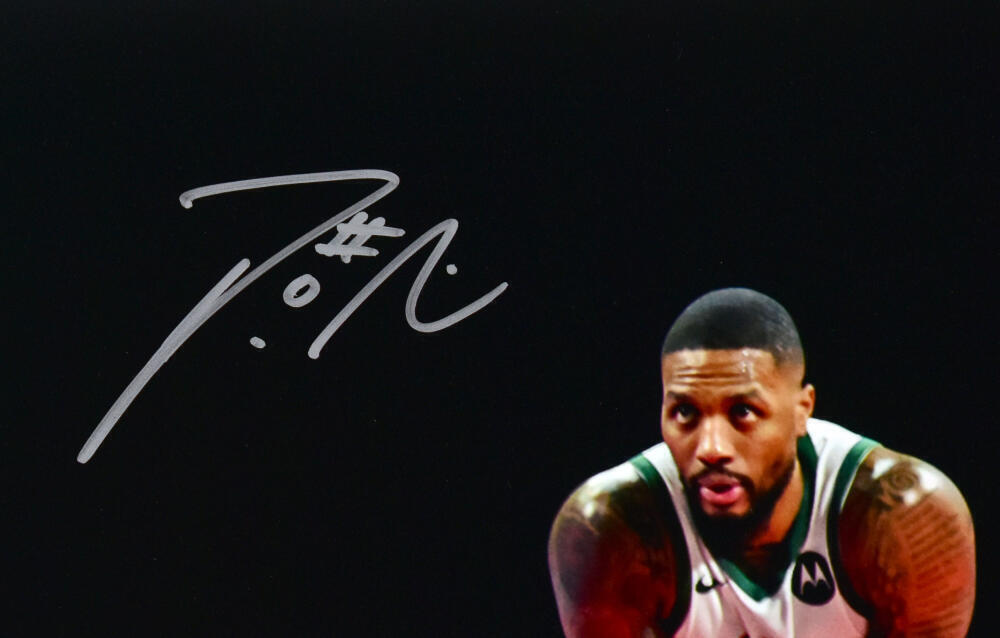 Giannis Antetokounmpo Damian Lillard Signed Bucks 16x20 Photo-Beckett ...
