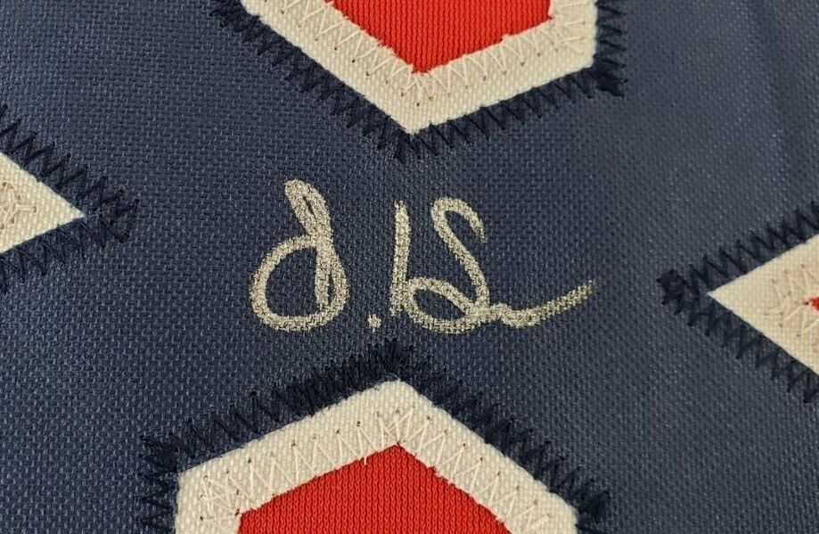 Steven Kwan Signed Cleveland Guardian Jersey (JSA COA) 2022 Gpld Glove ...